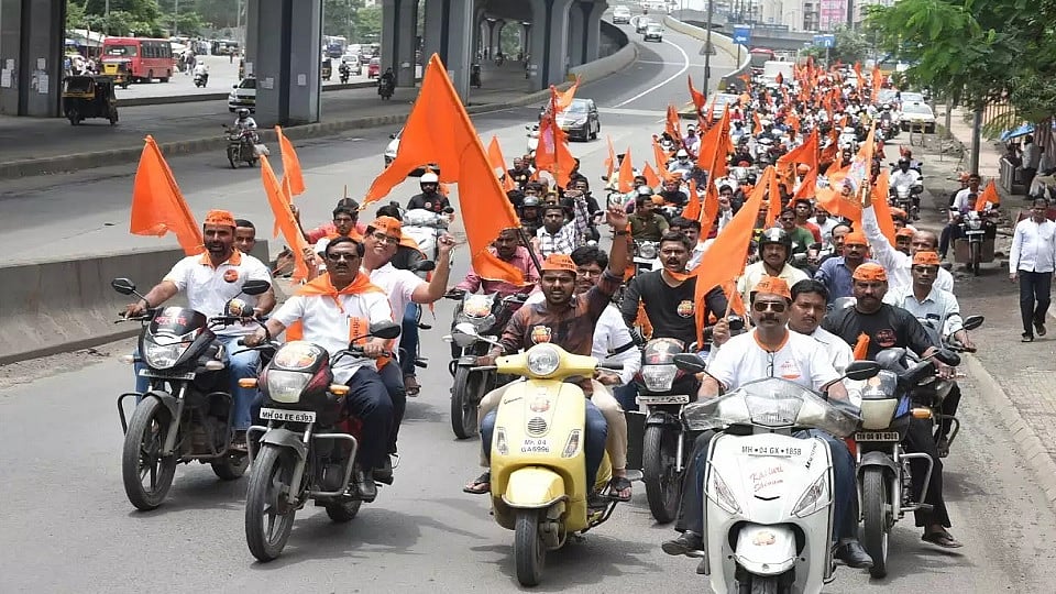 Maratha Reservation: मुक आंदोलनामुळे नांदेडमध्ये वाहतुक मार्गामध्ये बदल ...