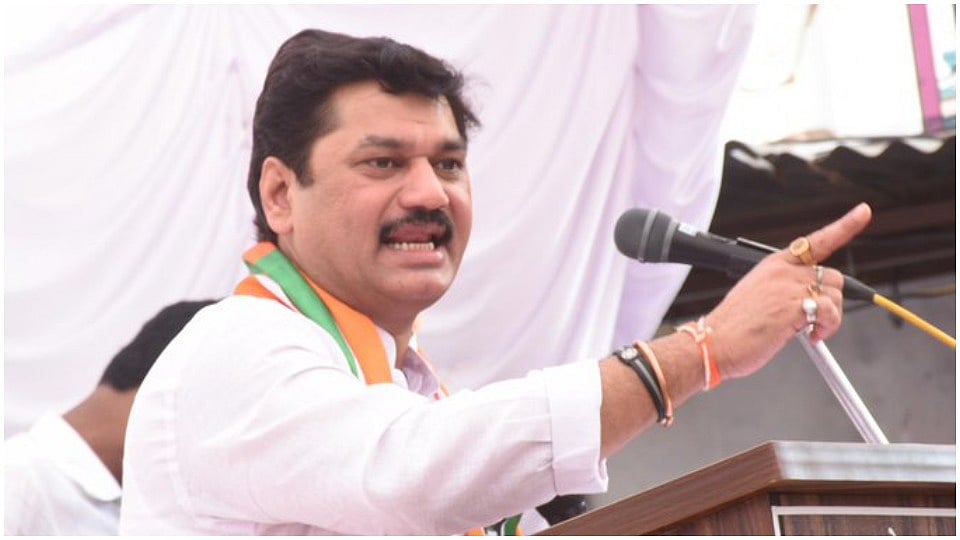 Dhananjay Munde : ''ज्याने पायताणाची भाषा केली त्याच्या बरगड्या राहतील ...