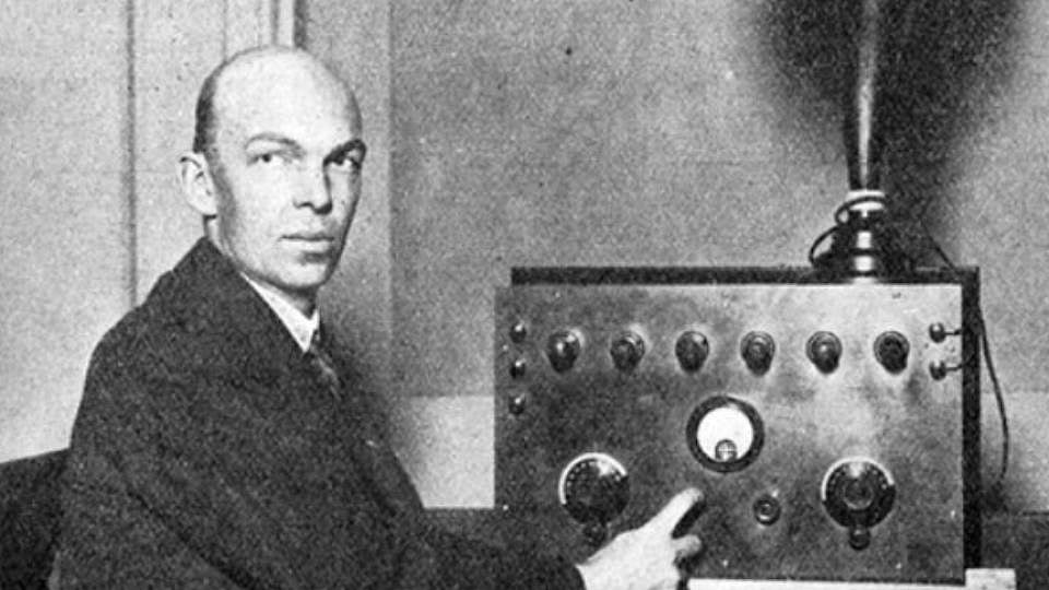 Edwin Howard Armstrong : कहाणी रेडिओ तयार करणाऱ्या अवलियाची...