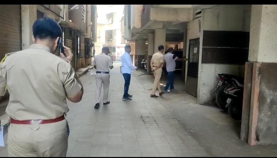 सोफ्यात आढळला महिलेचा मृतदेह; डोंबिवलीत खळबळ | Dombivali crime update