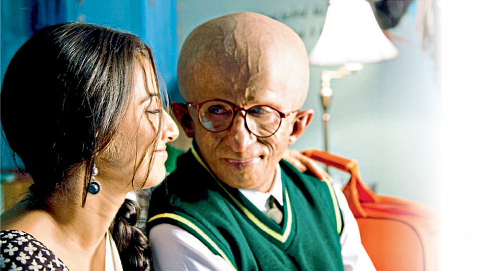 नेहमीचा अवतार नसतानाही कामगिरी अव्वलच