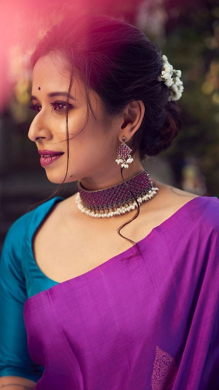 श्रेया दिसतेय 'चंद्रमुखी', साडीत खुललंय सौंदर्य|Marathi Actress Shreya ...