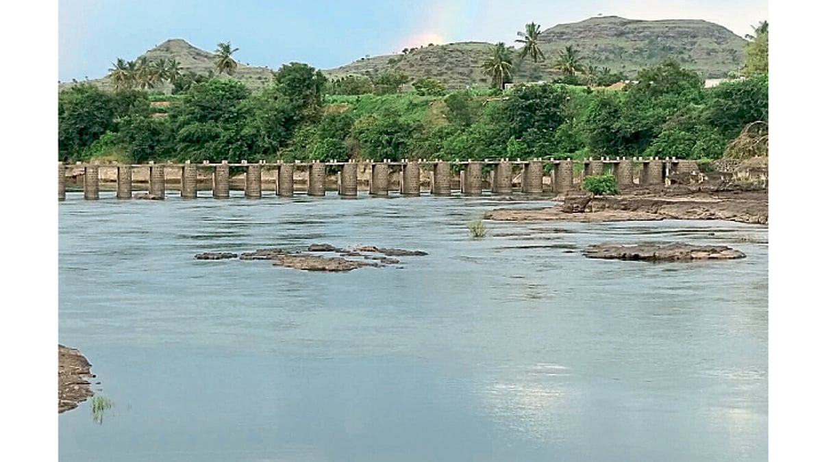 माझिया माहेरा : आठवणींचा पारिजात