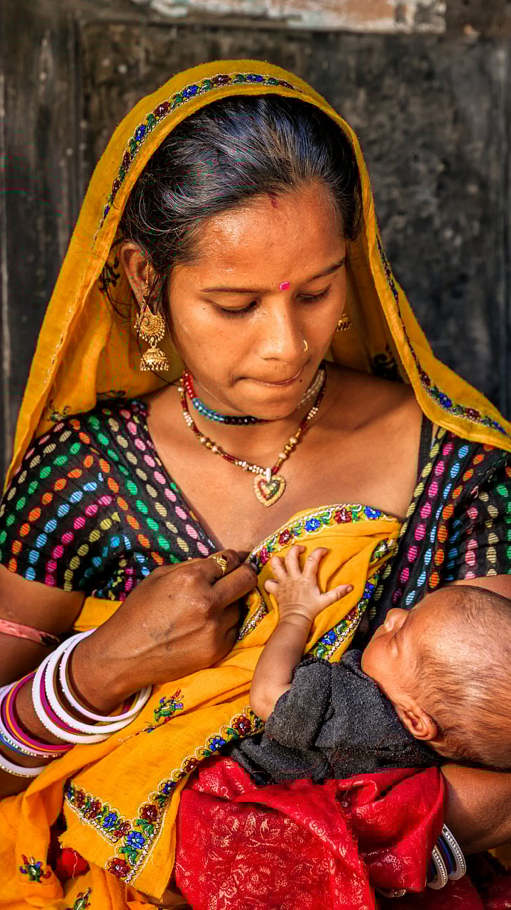 स्तनपान करतांना या गोष्टीची काळजी घ्यावी.