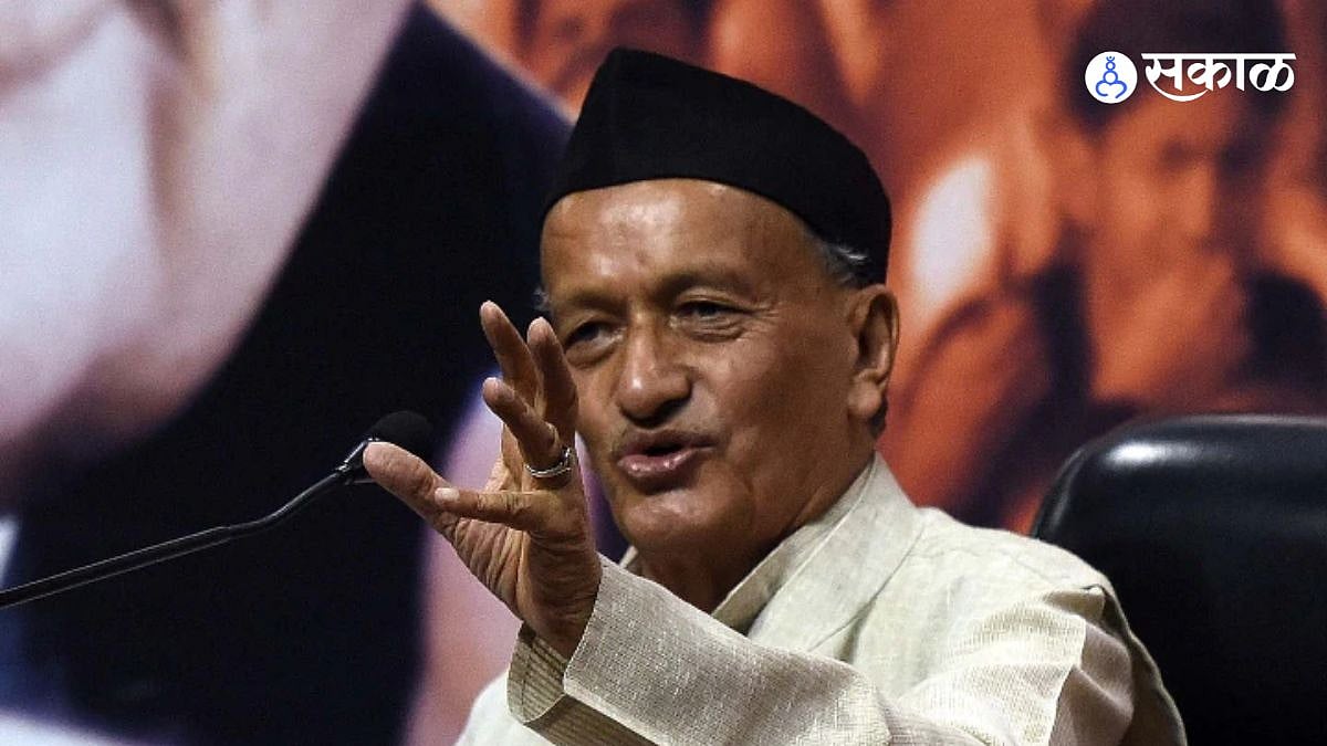 शिवाजी महाराज, फुले दाम्पत्यांविषयी राज्यपाल कोश्यारींची संतापजनक ...