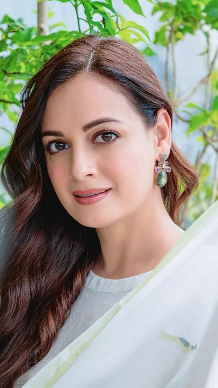 Dia Mirza : RHTDM फेम दियाचा अंदाज तुम्हाला बनवेल 'मॅडी'!