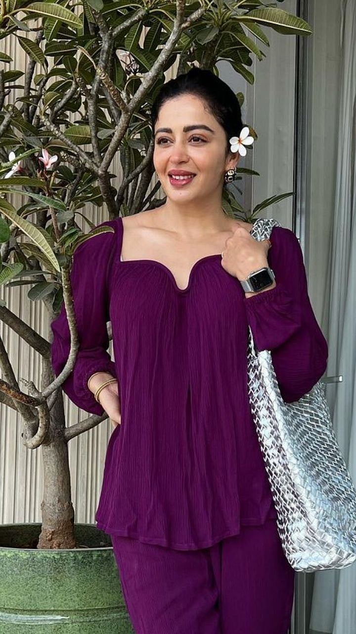 Neha Pendse : ...पण नेहाला चाहत्यांची काळजी!