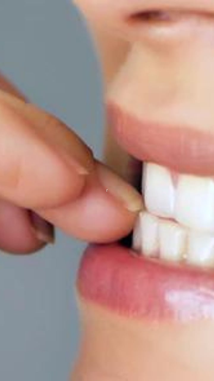 Nails Eating | नखं चावायची सवय असेल तर काय कराल