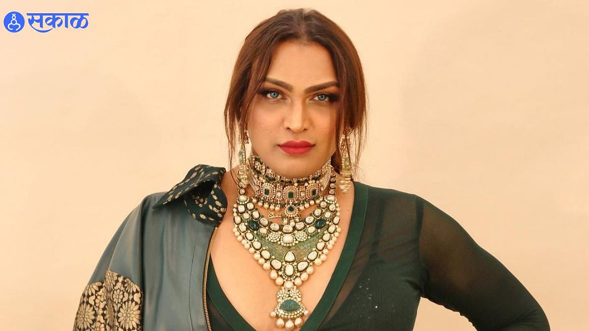 Transwoman Saisha Shinde: अंबानींच्या पार्टीत ट्रान्सवूमन सायशासोबत ...