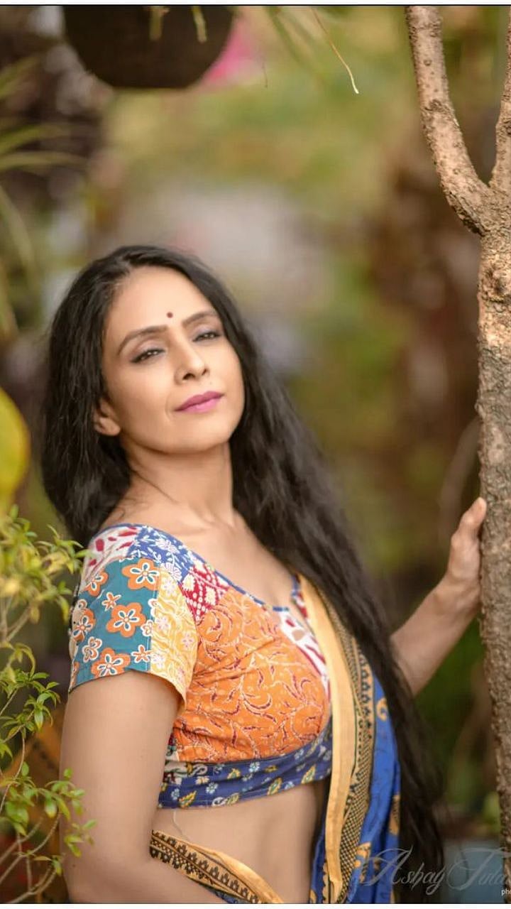 विशीतल्या अभिनेत्रींनाही लाजवेल असं सौंदर्य..Aishwarya Narkar