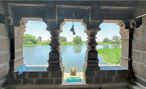 Induri Fort and Koteshwar Temple : पुणे परिसर दर्शन : इंदुरी किल्ला आणि ...