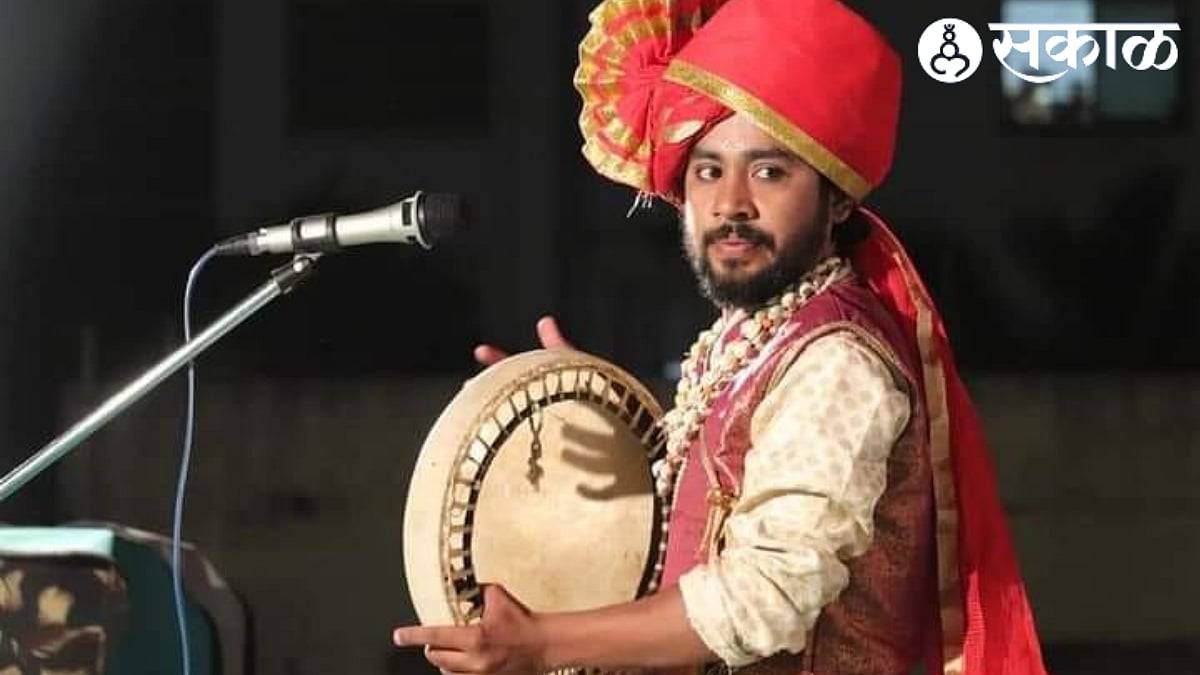 Passion: इंजिनिअरिंगची नोकरी सोडून जपला ‘शाहिरी बाणा’! सिन्नरच्या शाहीर ...