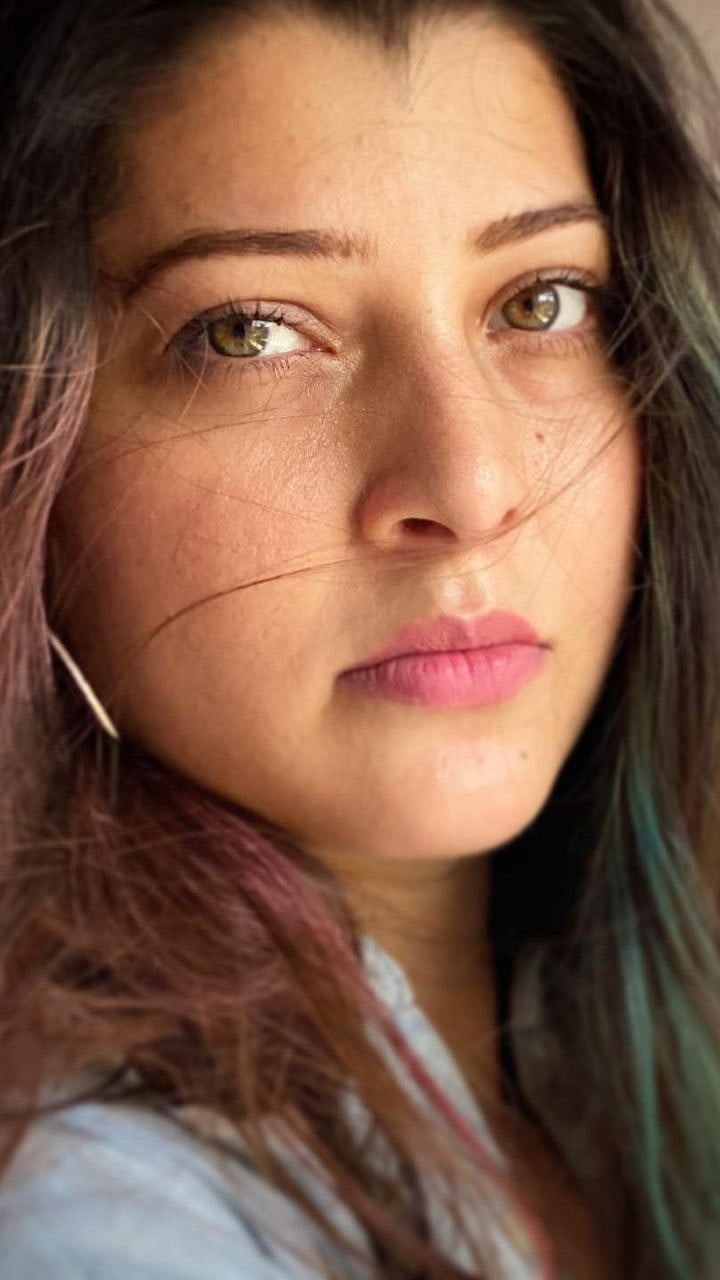 तेजस्विनीचं बिनसलं..फोटो शेअर करत म्हणाली..Tejaswini Pandit