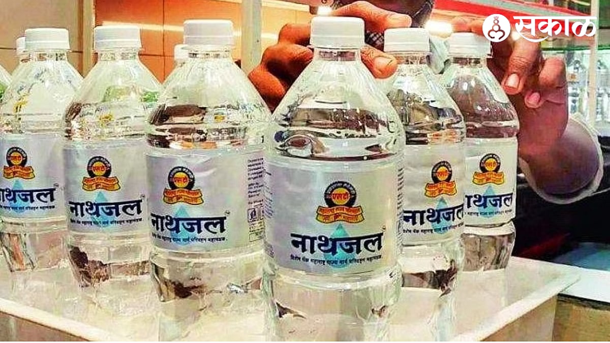 SAKAL Exclusive : एसटीच्या बसस्थानकांवर 'नाथजल'ची चढ्या भावात विक्री ...