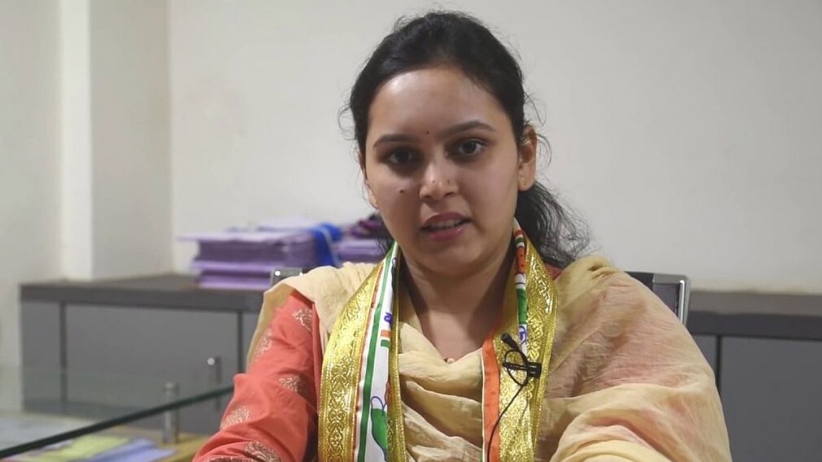 स्नेहल जगताप यांचा कुटुंबियांसह ठाकरे गटात प्रवेश; मिळाली महत्वाची ...