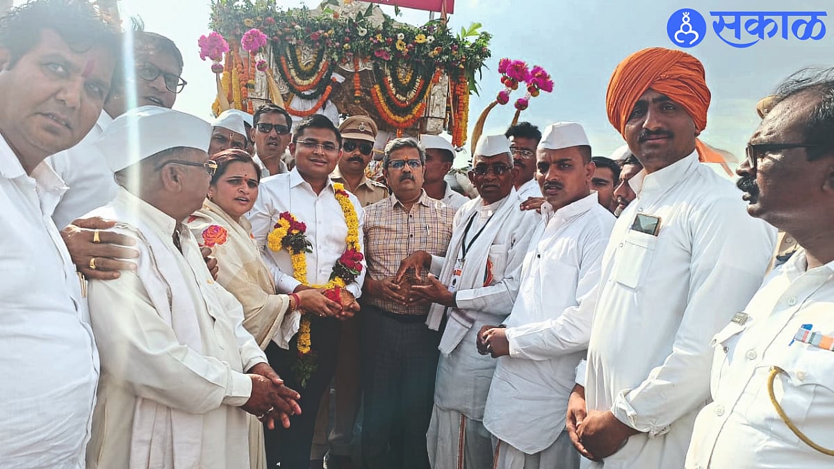 Sant Nivruttinath Palakhi : संतश्रेष्ठ निवृत्तिनाथांच्या पालखी ...