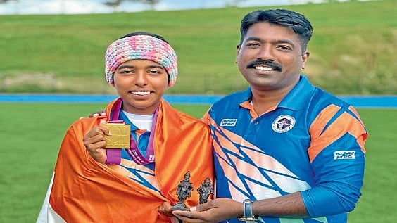 Aditya Swami : साताऱ्याची अदिती स्वामी तिरंदाजीत जगज्जेती