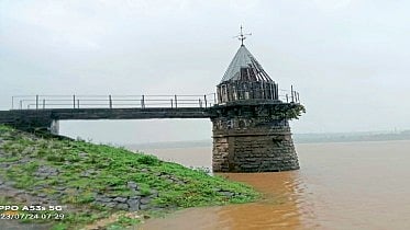 कळंबा १८ फुटांवरच, जिल्ह्यात महापुराची स्थिती; तरीही तलाव न भरल्याने ...