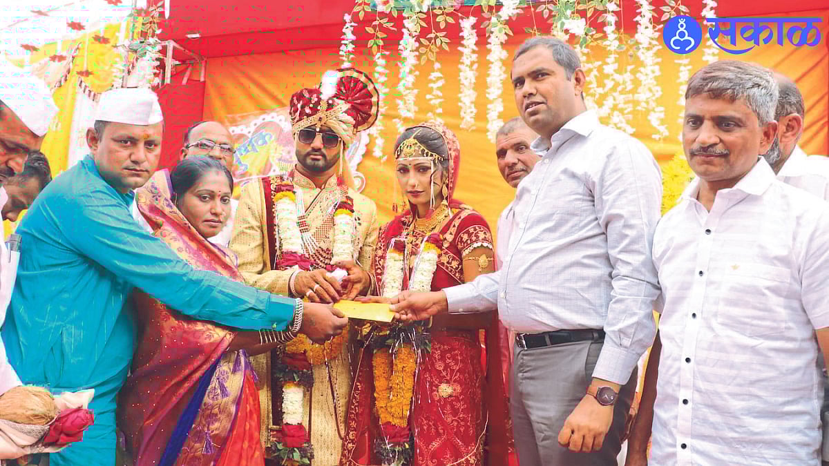 MLA Mangesh Chavan : शुभमंगल योजनेतून 67 कन्यांना आहेर! आमदार चव्हाणांची कर्तव्यनिष्ठा | MLA ...