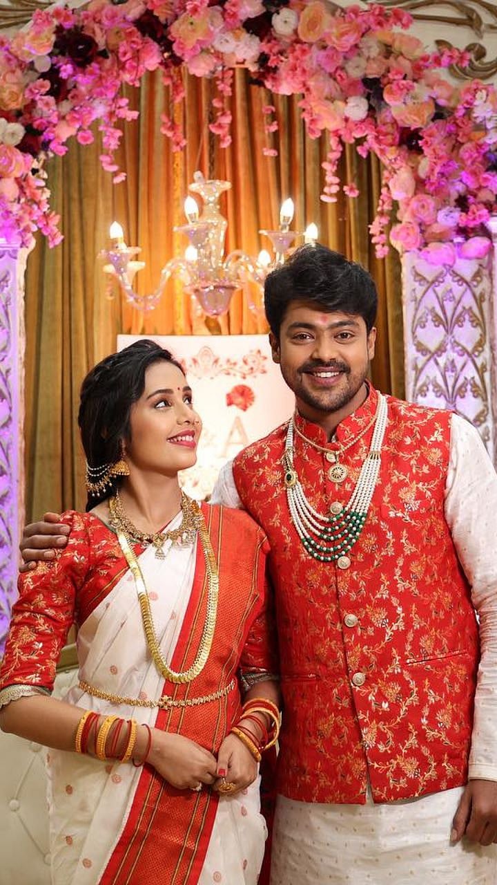 अक्षरा - अधिपतीच्या साखरपुड्याचे खास क्षण | tula shikvin changlach ...