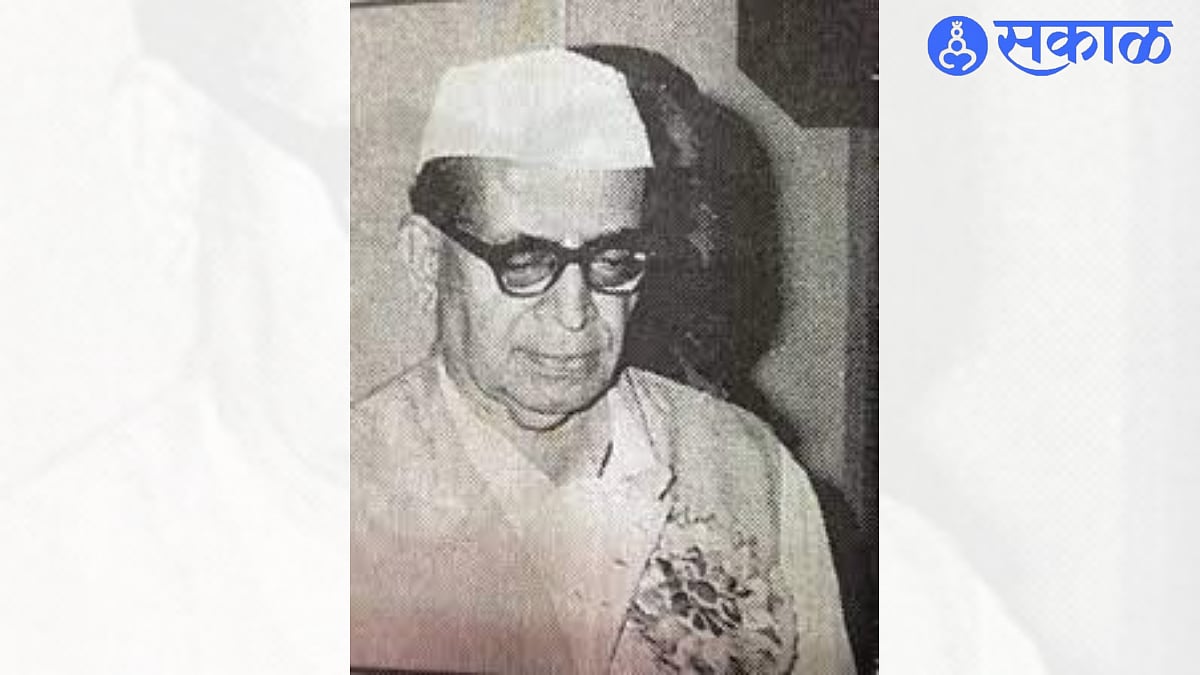 रानपांखरा आणि काही कणिका! | saptarang latest marathi article by dr ...