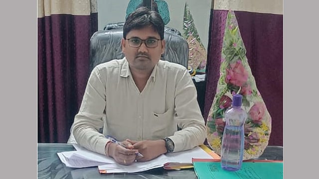 Motivation News : शेतकऱ्याचा मुलगा झाला नगरपंचायत मुख्याधिकारी farmers ...