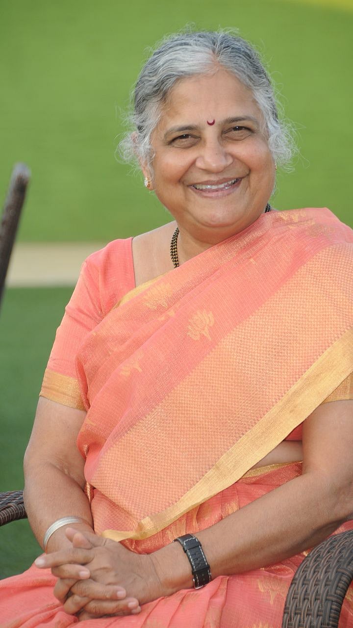 सुधा मूर्ती यांचे प्रेरणादायी विचार, तुमचा जीवनाकडे पाहण्याचा बदलेल ...