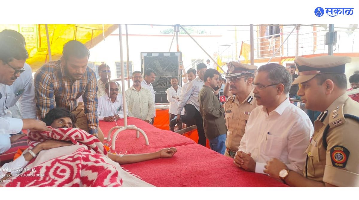 Maratha Reservation: अतिरिक्त पोलीस महासंचालकांनी घेतली जरांगेंची भेट ...