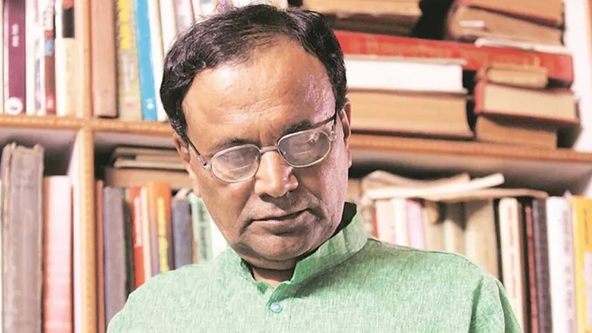 Pune : राष्ट्रनिर्मितीसाठी समानतेचे सूत्र बाळगा : सदानंद मोरे