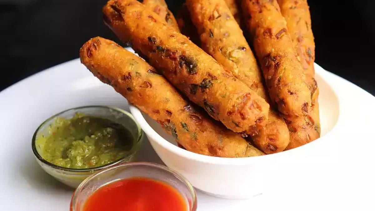 Aloo Poha Roll Recipe: नाश्त्यासाठी बनवा गरमा गरम ‘आलू पोहा रोल’! अगदी ...