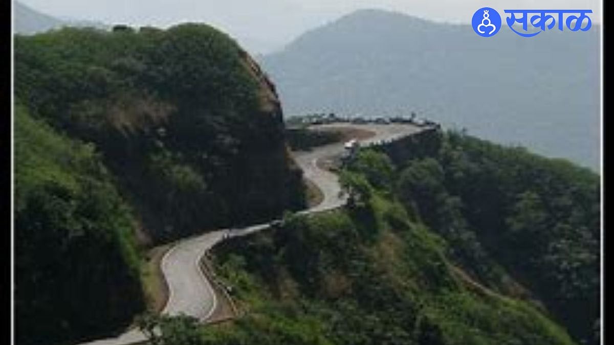 Khambatki Ghat : वाहतूक पोलिसांच्‍या नियोजनामुळे ‘खंबाटकी’त कोंडी टळली