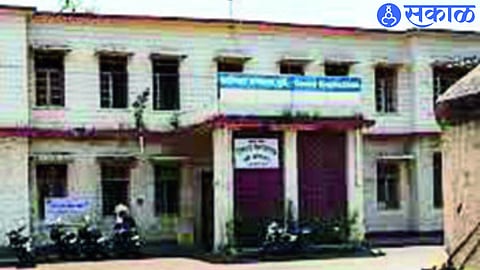 Dhule Civil Hospital : ‘सिव्हिल’ला आणखी ५०० खाटा; मुख्यमंत्री शिंदे ...