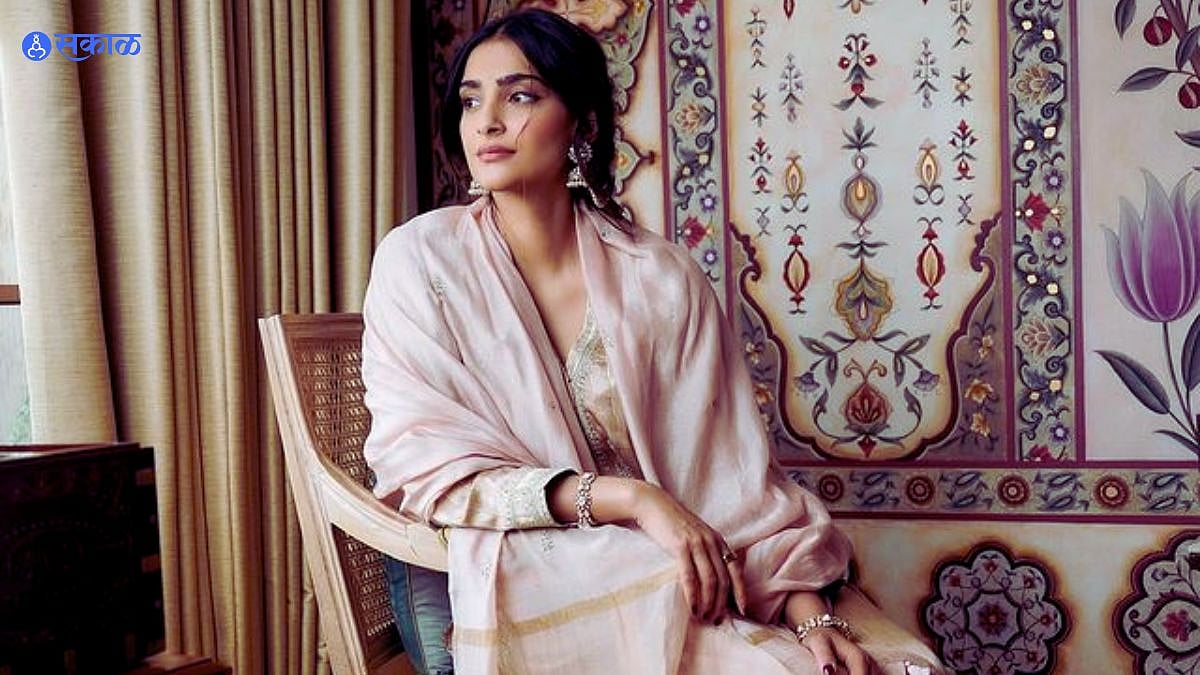 Sonam Kapoor New Home : नवमीच्या मुहूर्तावर सोनम कपूरचा नव्या घरात ...