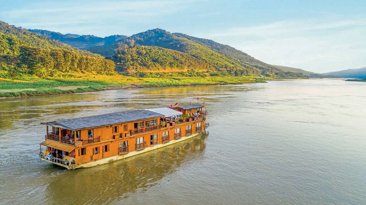 सफर मेकाँगची malojirao jagdale writes mekong river tour