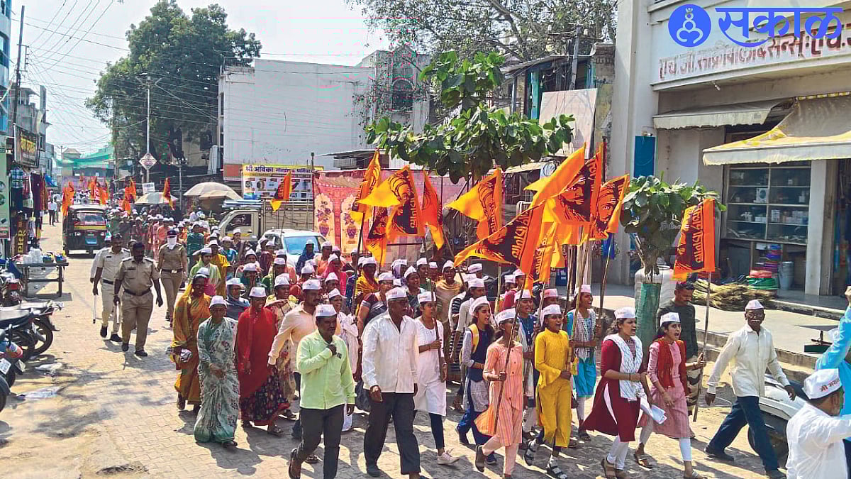 Maratha Andolan : आरक्षणासाठी साखळी उपोषण; सकल मराठा समाजातर्फे साक्रीत ...