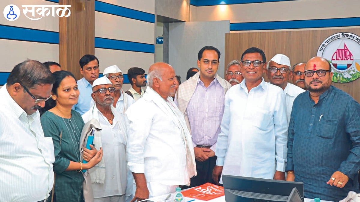 Gulabrao Patil News: शेतकऱ्यांना दिवाळी अगोदर केळी पीक विम्याची रक्कम ...