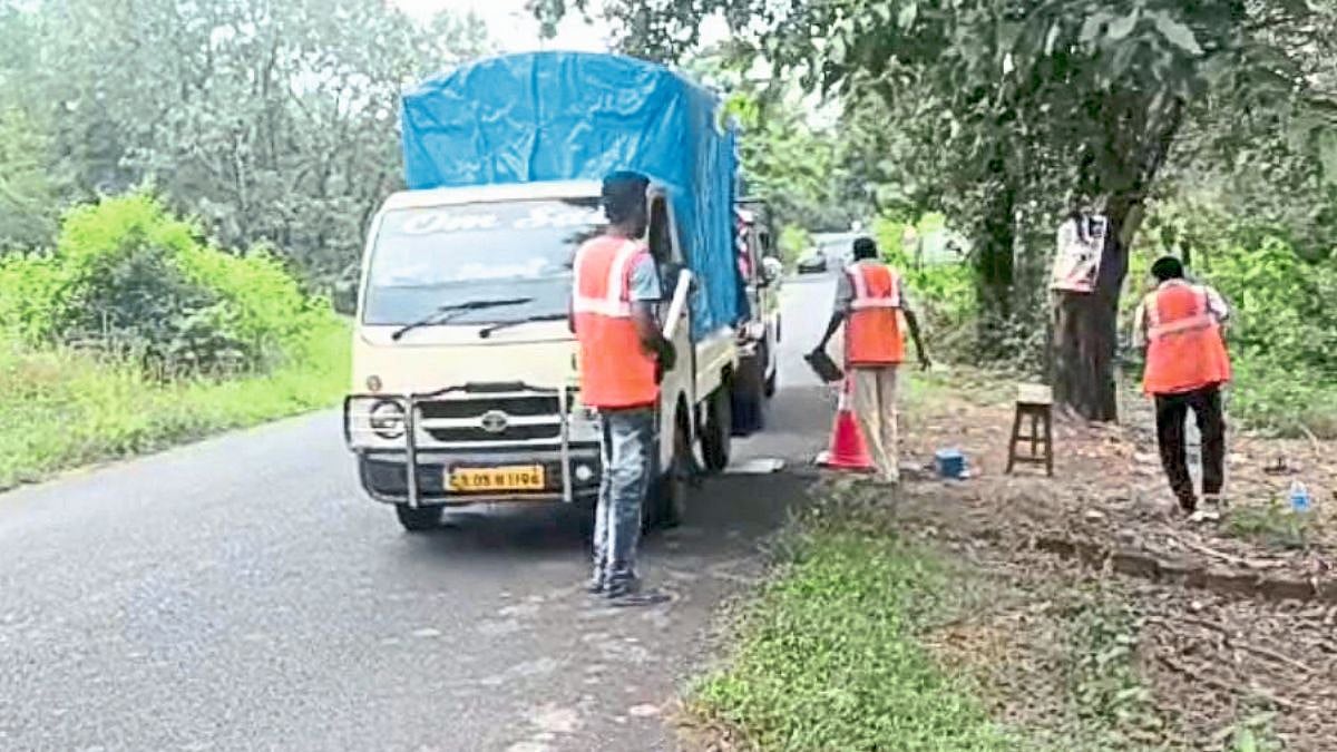 Dodamarg : 'या' राज्यमार्गावरून आता प्रवास करणं होणार अधिक सुखकर ...