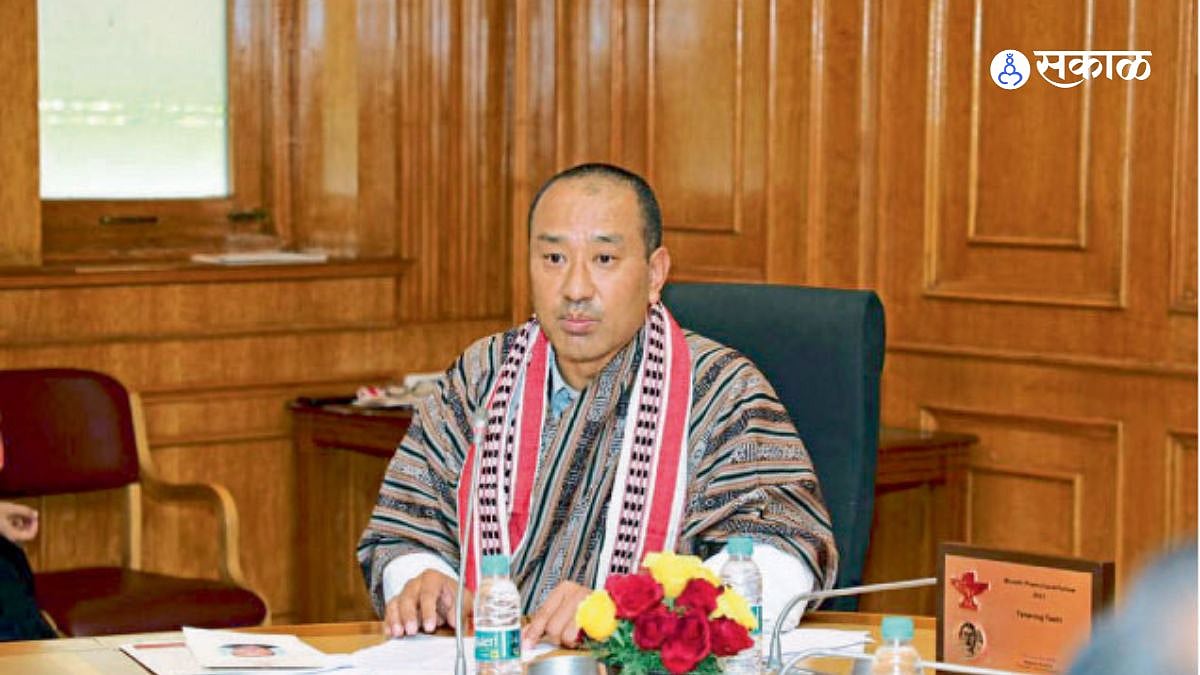 सर्जनशील लेखक |bhutan writer tsering tashi sahitya akademi premchand ...