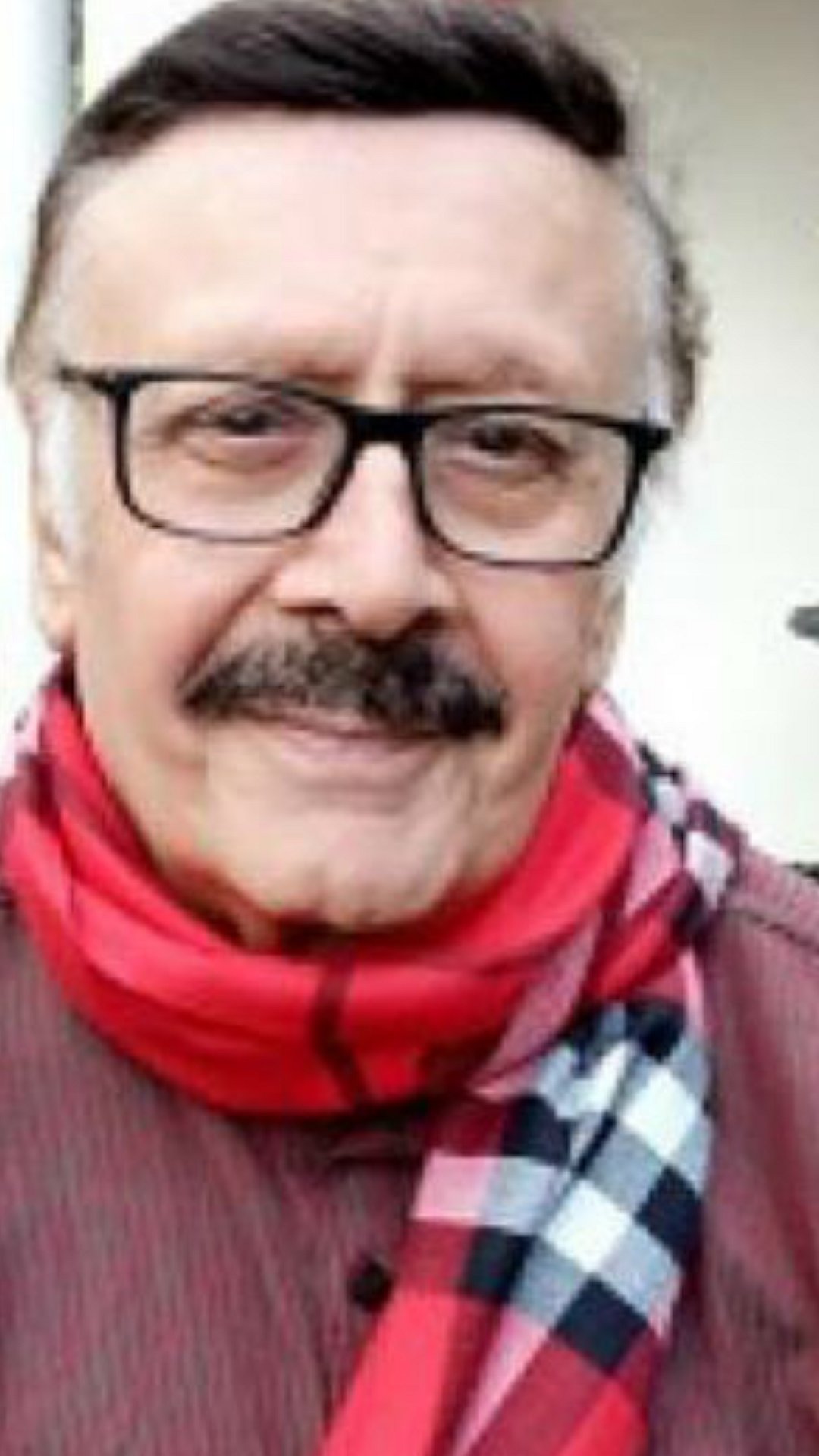 'पीके'च्या शुटिंगदरम्यान परीक्षित साहनीने आमिर खानला मारली होती जोरदार ...