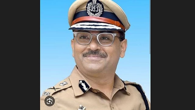 Pune News : पुण्याच्या पोलिस आयुक्तपदी अमितेश कुमार; रितेश कुमार यांना ...