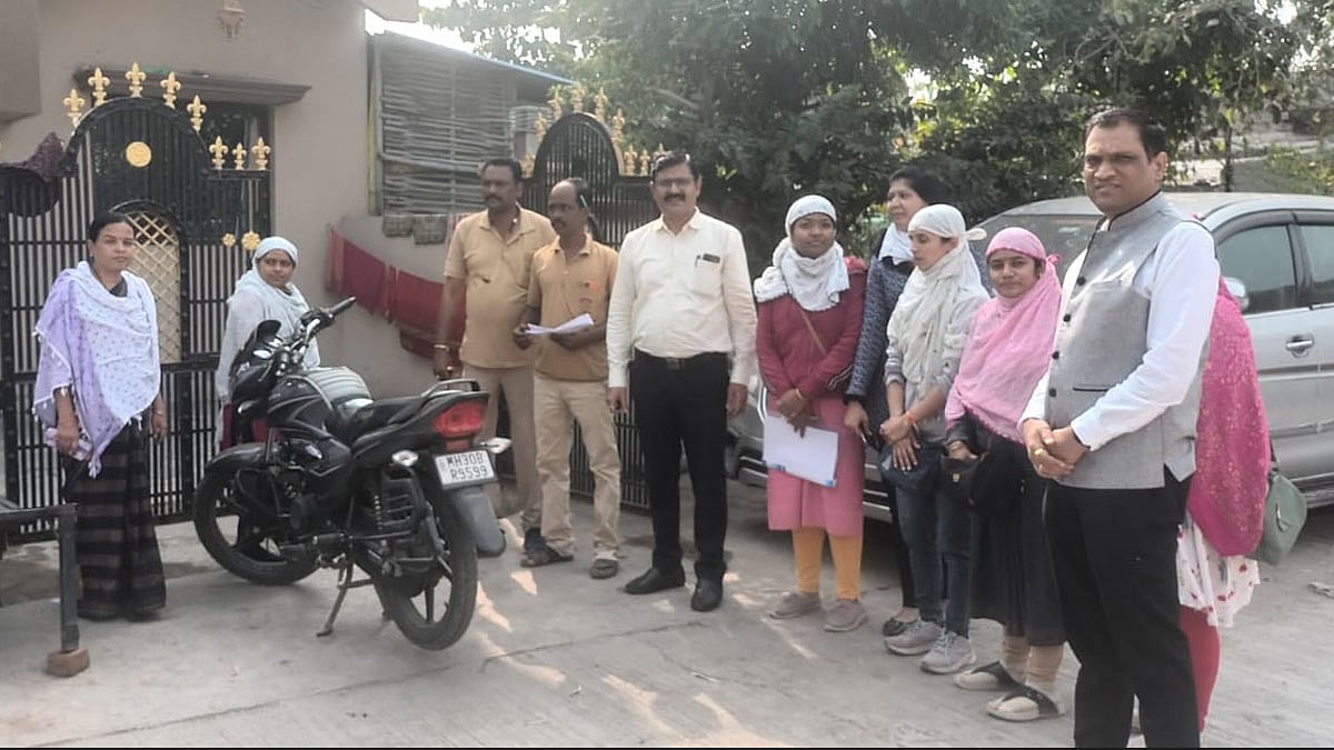 Akola Crime : दामिनी पथकांकडून अकोला शहरात १२१ वीज थकबाकीदारांवर कारवाई ...