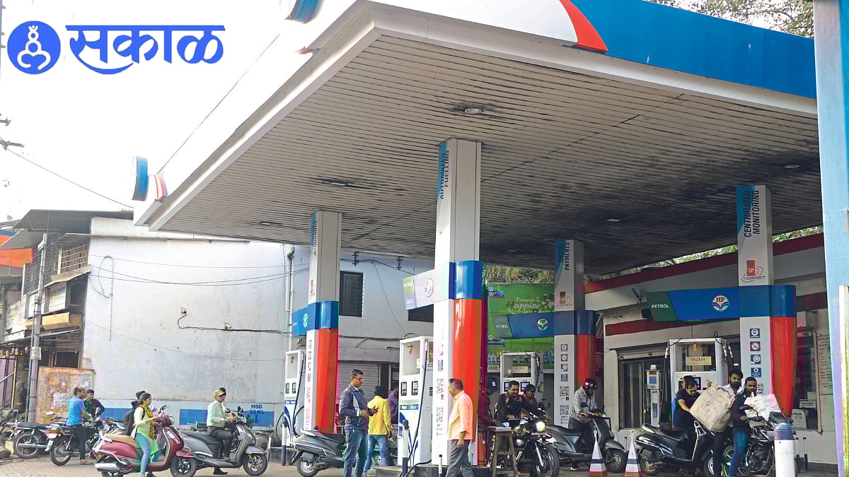 Nashik Truck Drivers Strike : शहरातील 40 टक्के पेट्रोलपंप बंद; संपाचा ...