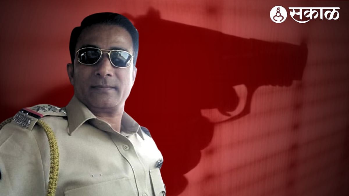 Nashik News: पोलीस ठाण्यातच निरीक्षकाने डोक्यात झाडून घेतली गोळी ...