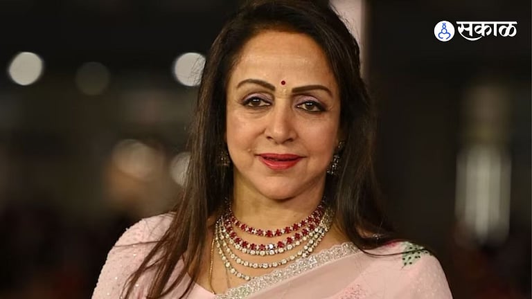 Hema Malini : ७० कोटींची जमीन 'ड्रीम गर्ल' हेमा मालिनीला फक्त 'पावणे ...