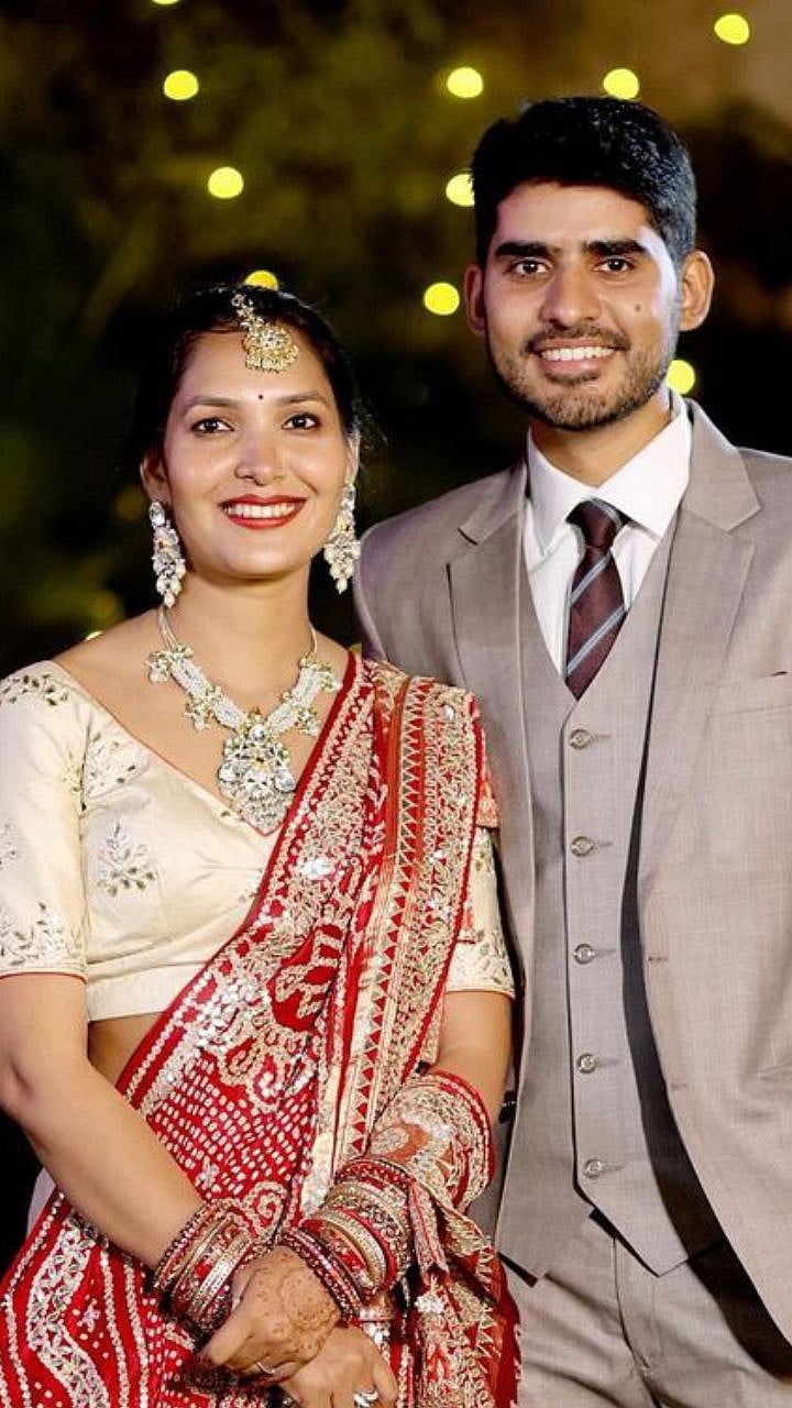 स्पर्धा परीक्षांचा अभ्यास करताना रिलेशनशीपमध्ये पडावं की नाही ...