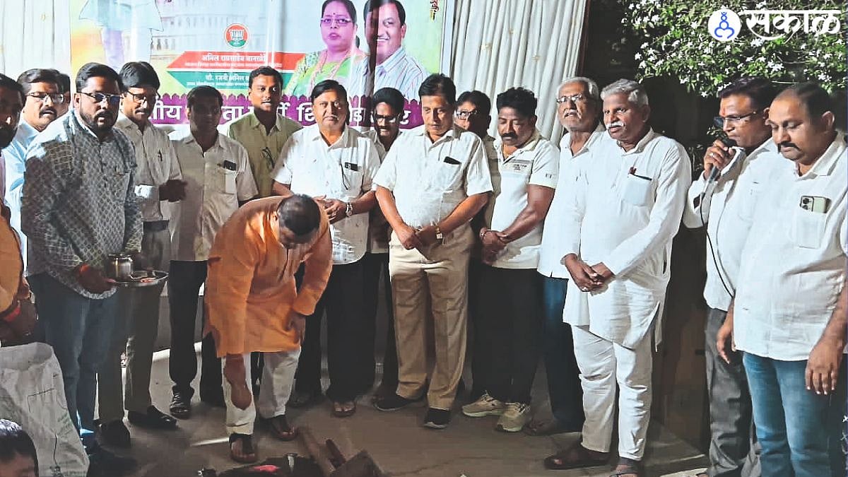 Dhule News : शिंदखेड्यात साडेचार कोटींच्या विकासकामांचे भूमिपूजन ...