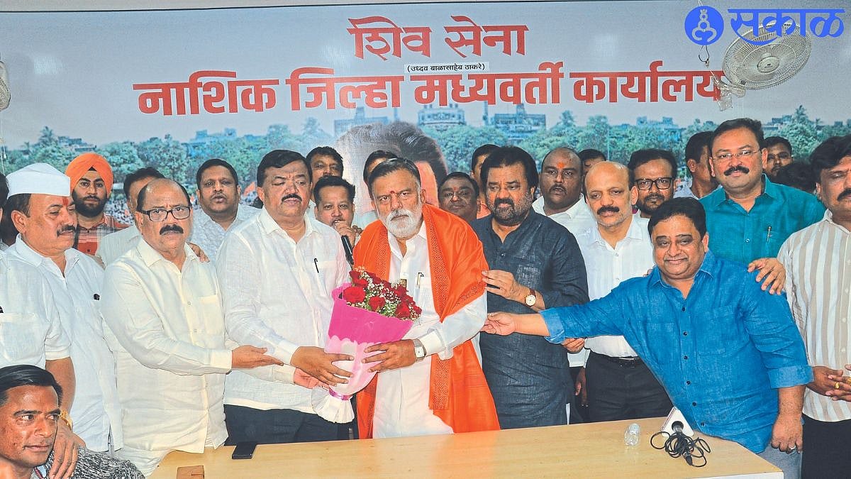 Nashik Lok Sabha Election : राजाभाऊ वाजेंचे शक्तिप्रदर्शन; शिवसेना ...