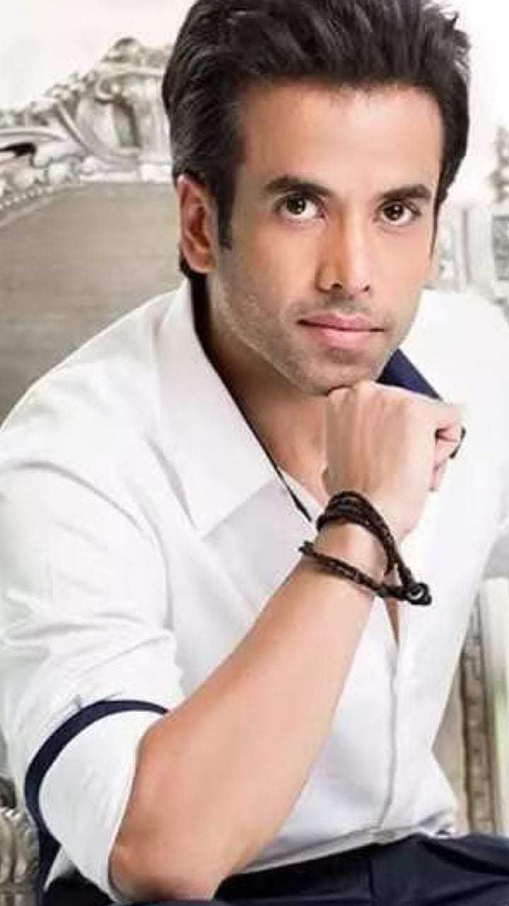 तुषार कपूर 'डंक' मधून करणार OTT पदार्पण ! Tusshar Kapoor|OTT|Dunk