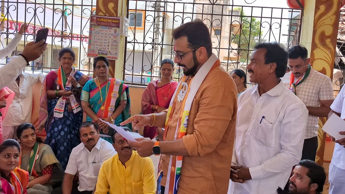Urulikanchan News : खासदार मतदारसंघात फिरकत नाही, या विरोधकांच्या ...