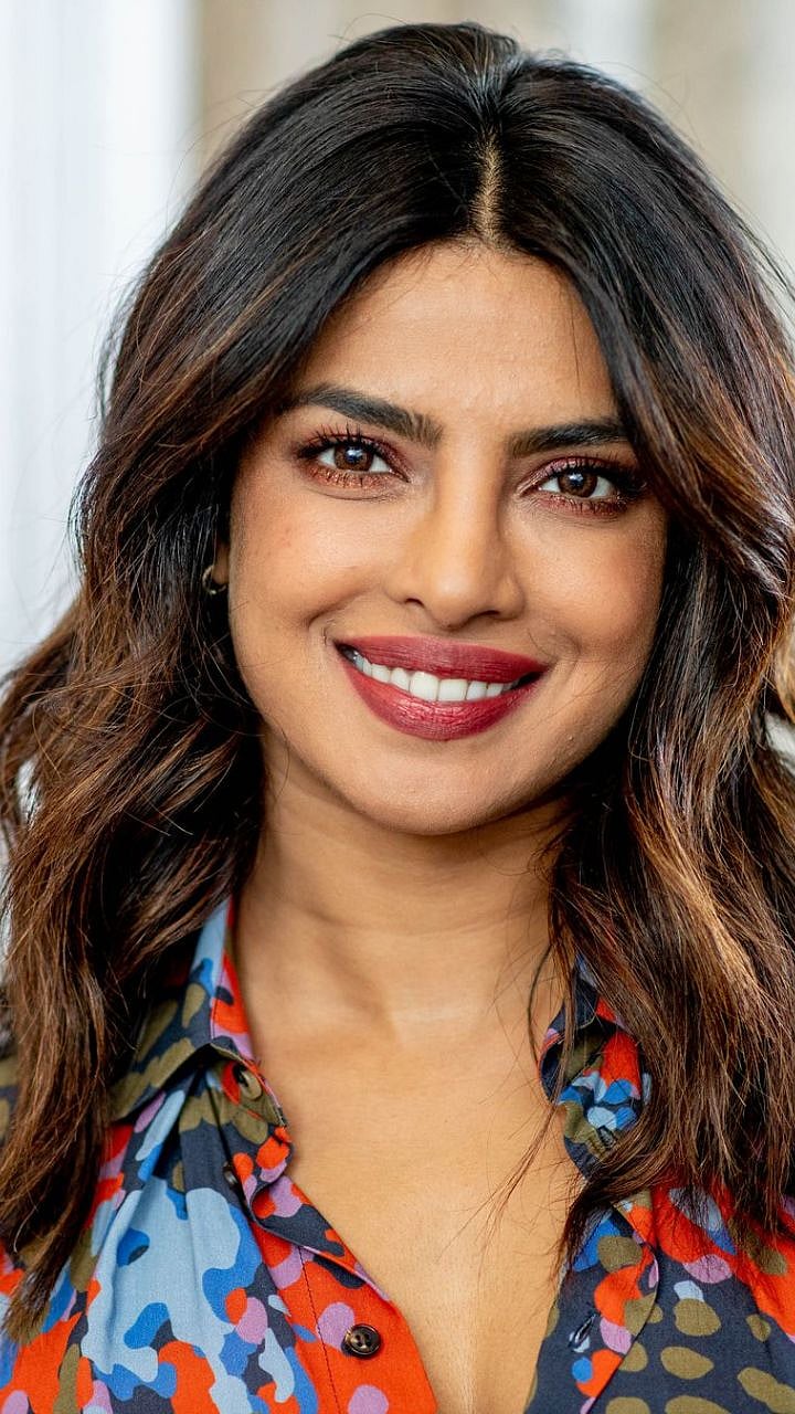 प्रियांकाचा 'टायगर' चित्रपट 'या' दिवशी होणार रिलीज priyanka chopra ...